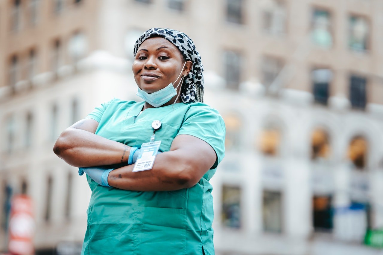 10 ICU Nurse Interview Questions for Your Next Interview | Rocket Resume